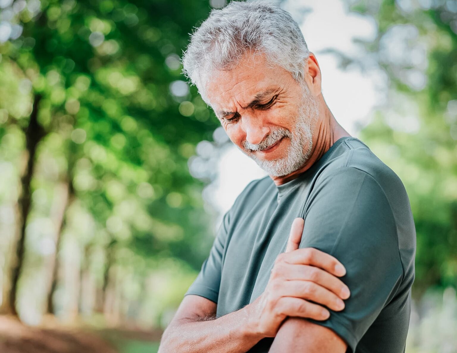 Treatment for Shoulder and Arm Pain with Chiropractic Care